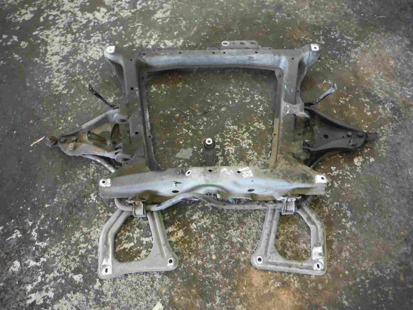Renault Clio Campus 2006-2010 Front Subframe Complete | Store