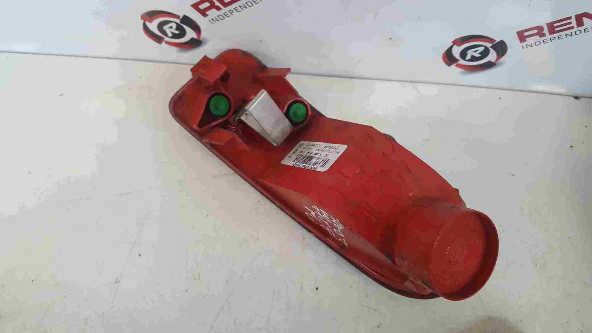 Renault Clio Estate MK3 2009-2012 Rear Bumper Passenger NSR Reflector ...