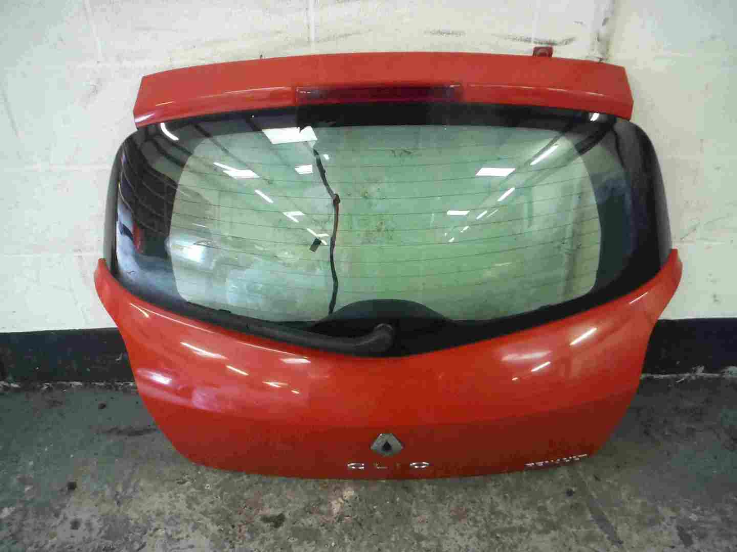 Renault Clio MK3 2005-2012 Rear Tailgate Boot Red TEB75 | Store