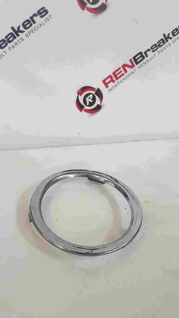 Renault Clio MK4 2013-2018 Passenger NSF Front Fog Light Surround Trim ...