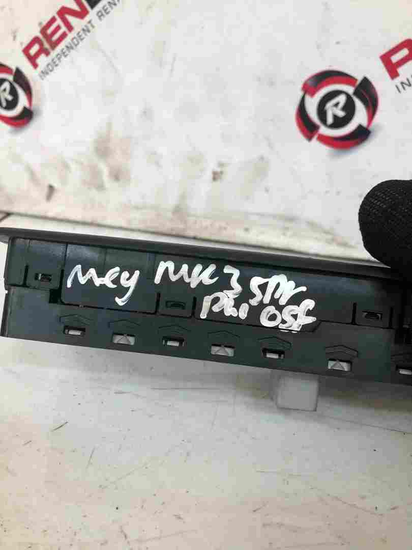 Renault Megane MK3 2008-2016 Drivers OSF Front Window Switch Control ...