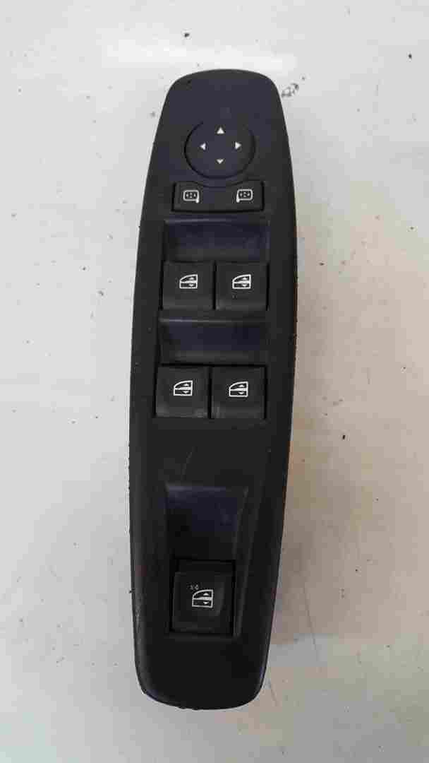 Renault Megane MK3 Convertible 2008-2014 Drivers OSF Front Window ...