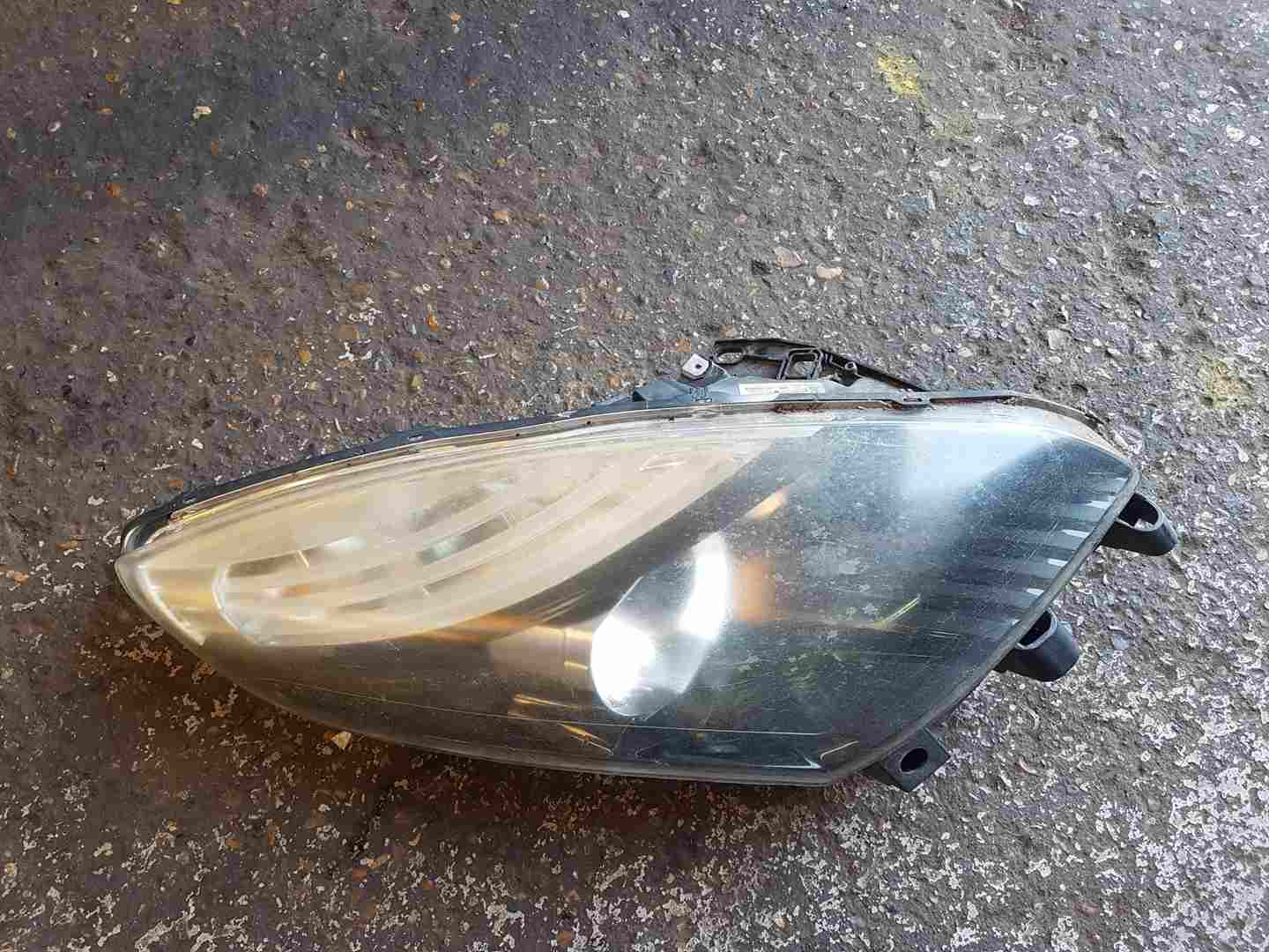 Renault Scenic MK3 2009-2013 Drivers OSF Front Headlight Cloudy 260100024R - Store - Renault ...