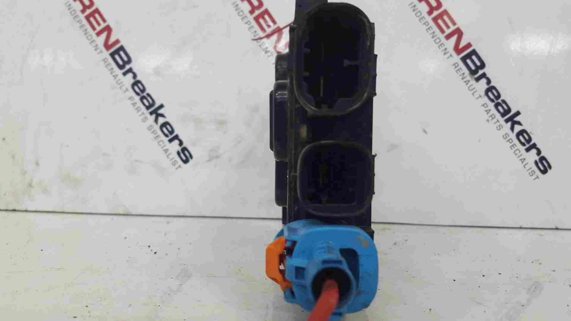 Renault Trafic MK3 2014-2018 Battery Fuse Board BOX Terminal 243501820R ...