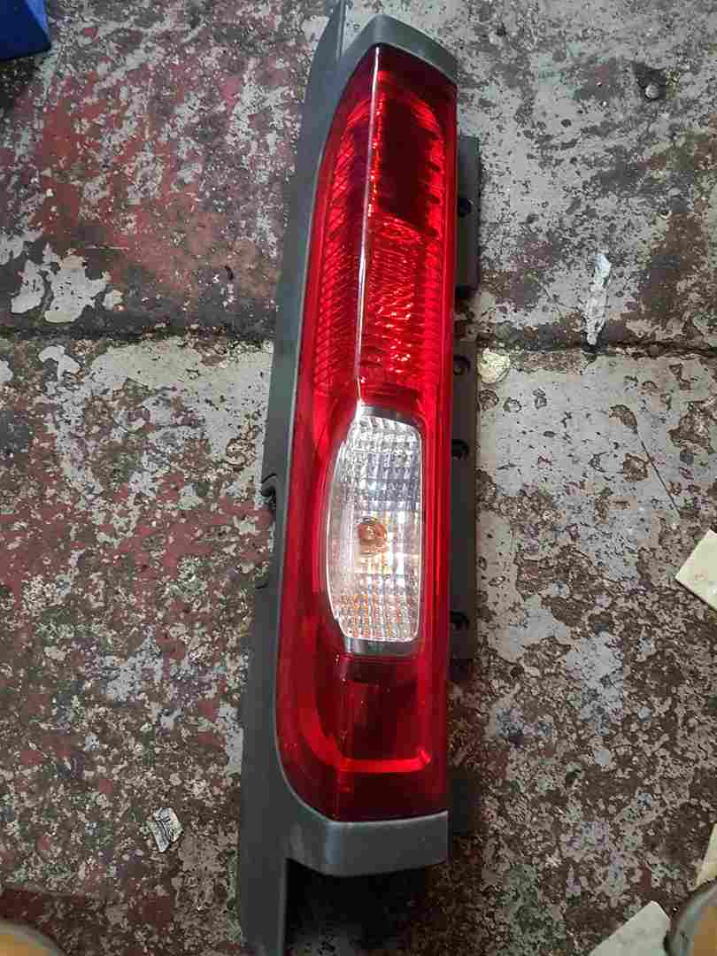 Renault Trafic VAN 2006-2014 Passenger NSR Rear Light Lens | Store