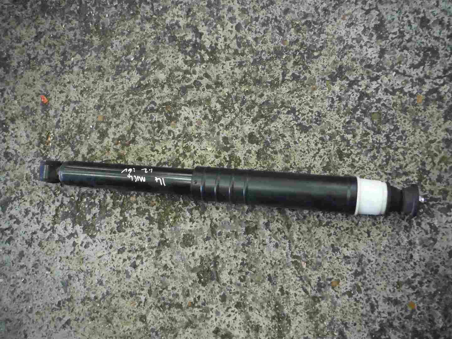 Renault Clio MK4 2013-2019 NS OS Rear Shock Absorber Suspension ...